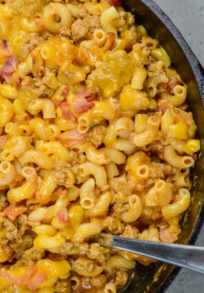 Easy Bacon Cheeseburger Mac (one pan recipe)