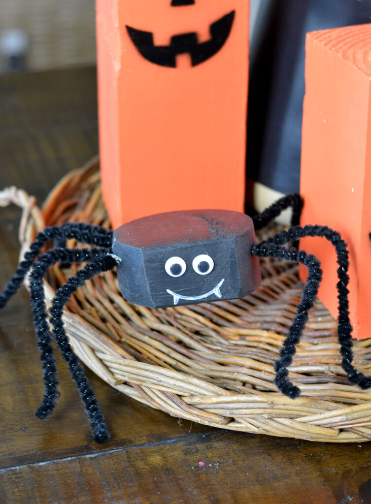 DIY Halloween Spiders